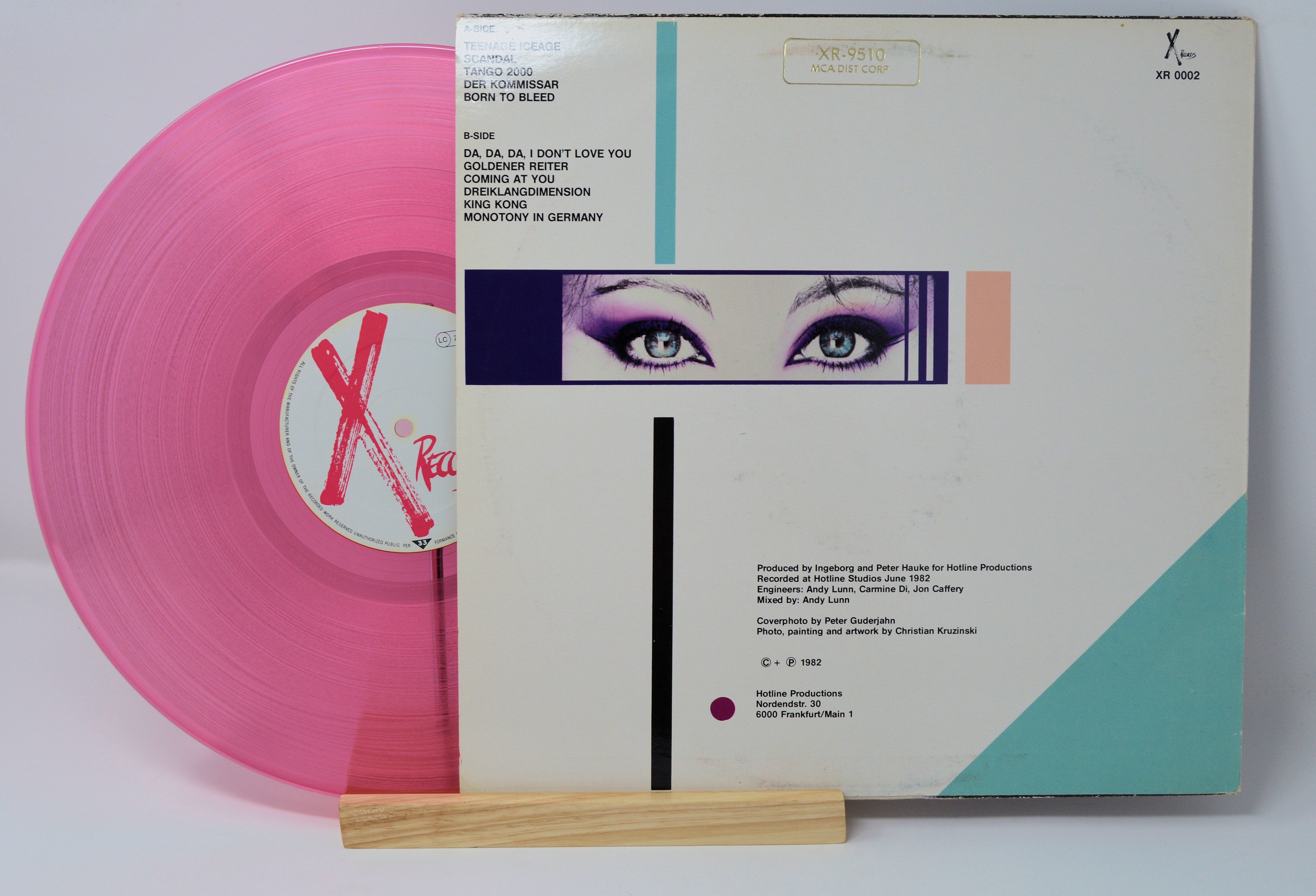 Suzy Andrews - Self Titled, Vinyl Record Album LP, XR 0002 – Joe's Albums