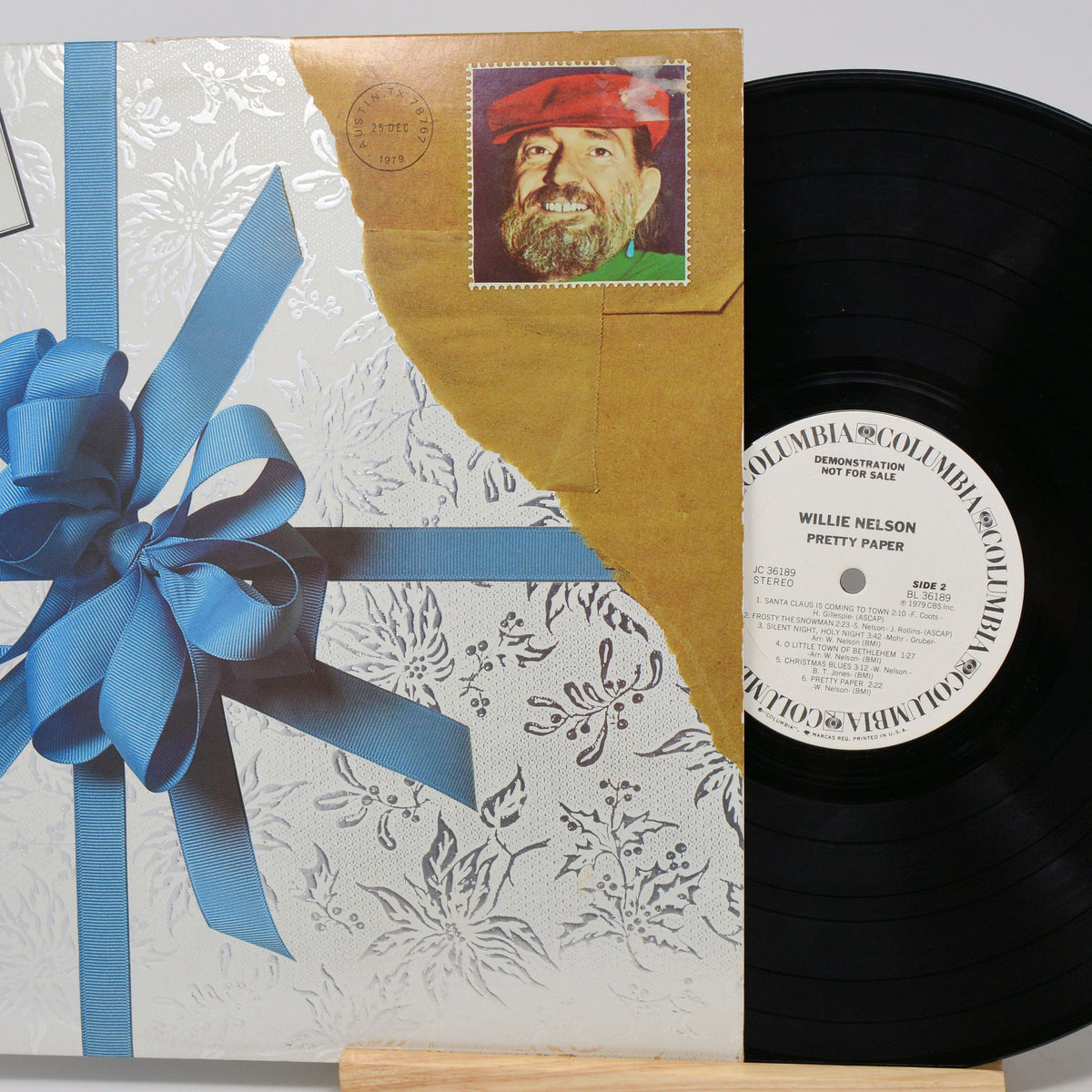 Willie Nelson - Pretty Paper, Vinyl Record Album LP, Christmas – Joe's ...