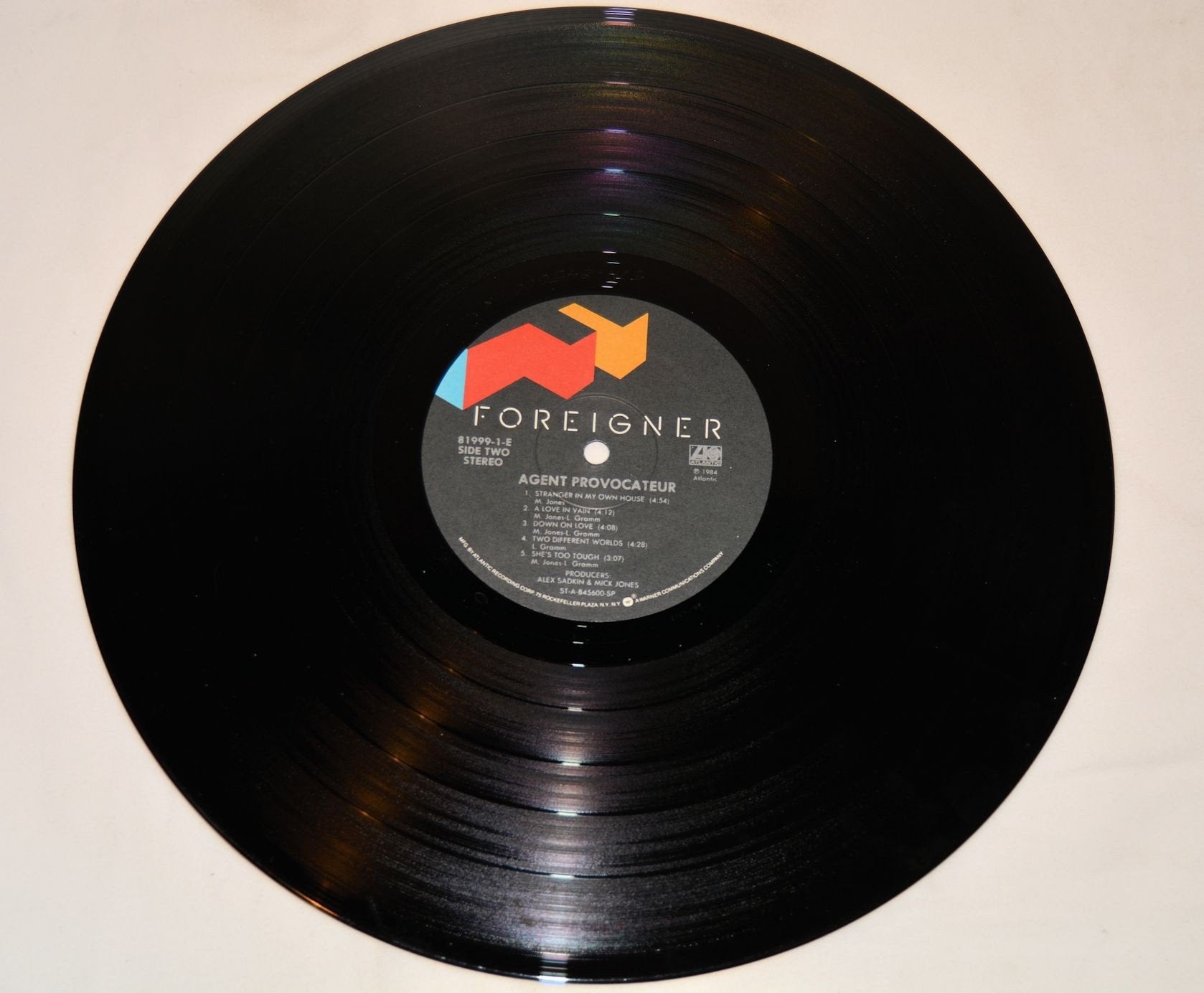 Foreigner - Agent Provocateur, Vinyl Record Album LP – Joe's Albums