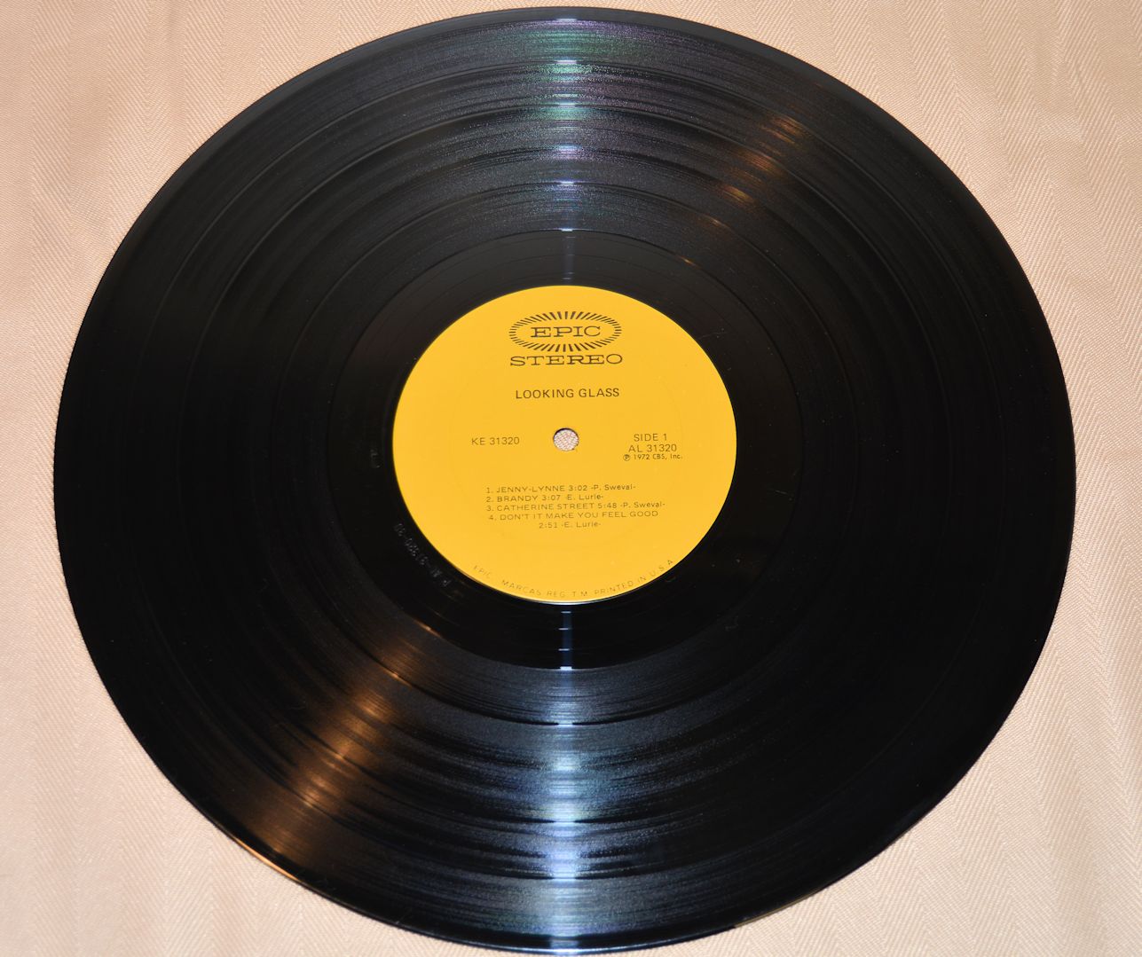 Looking Glass - Looking Glass, Vinyl Record Album LP, Used – Joe's Albums