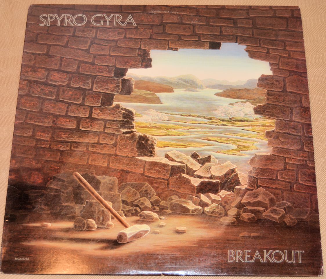 Spyro Gyra - Breakout – Joe's Albums